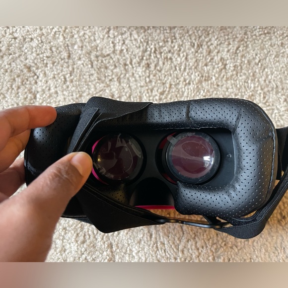 Onn | Other | Nib Onn Pink Virtual Reality Smartphone Headset Fits Up ...